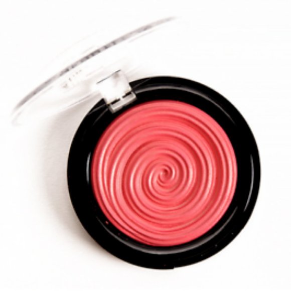 Laura Geller | Makeup | New Laura Geller Baked Gelato Vivid Swirl Blush ...